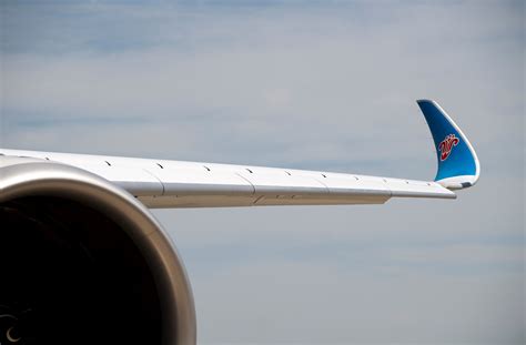 Emirates Aligns with Global Giants to Deploy Airbus A350: A New Era of ...