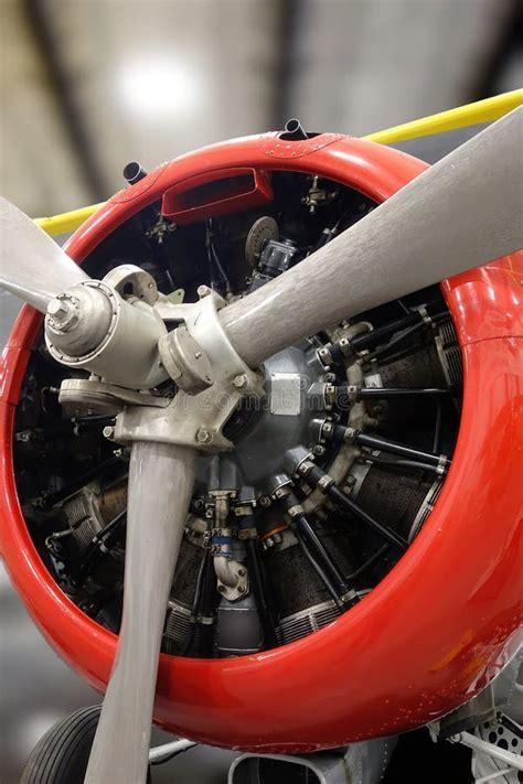 Understanding the Variable Pitch Propeller: Revolutionizing Aircraft ...