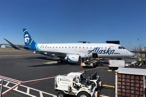 Alaska Airlines to Launch Major New Pilot Base in San Diego in 2026 ...