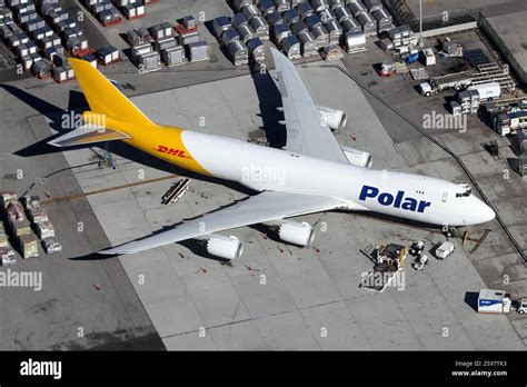 How Fuel Efficient Is the Boeing 747-8? The Jumbo Jet’s Miles Per ...