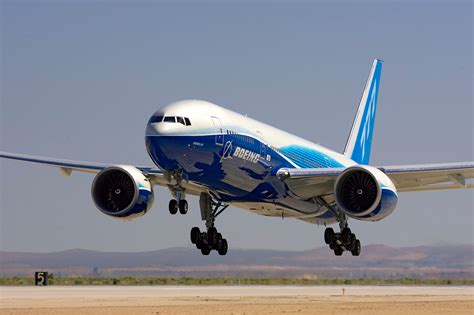 FAA Clears Mammoth Freighters’ Boeing 777-200LR Conversion, Unlocking a ...