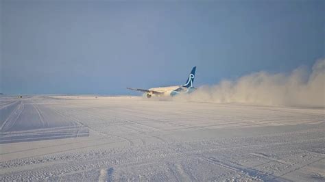 List of 5 Domestic & International Airports in Antarctica - Bolt Flight