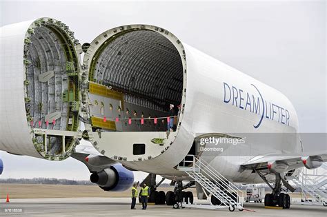 Why Did Boeing Build The Dreamlifter With A Swinging Tail Door? Inside ...