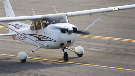 Stall Characteristics: High Wing vs Low Wing Aircraft Explained - Bolt ...