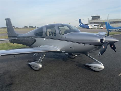 Cirrus SR22: The Pinnacle of Modern General Aviation - Bolt Flight