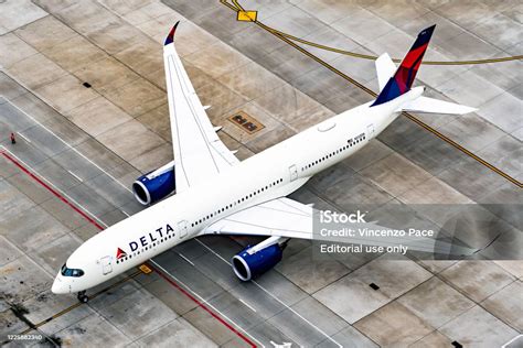 Delta Air Lines Slips From First to Sixth: DOT Data Confirms ...
