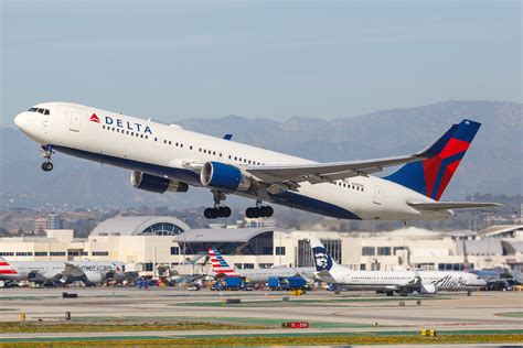 Delta Air Lines Accelerates Summer 2026 Transatlantic Routes from New ...