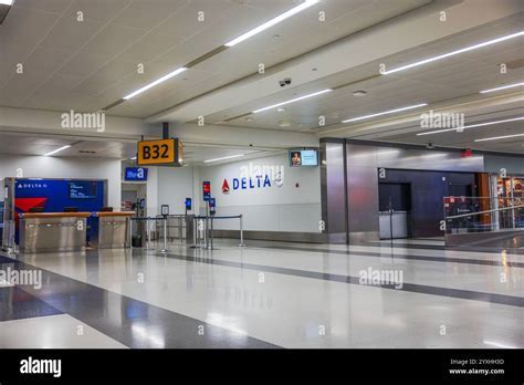 U.S. Airlines Tighten Check-In Deadlines: What Passengers Need to Know ...