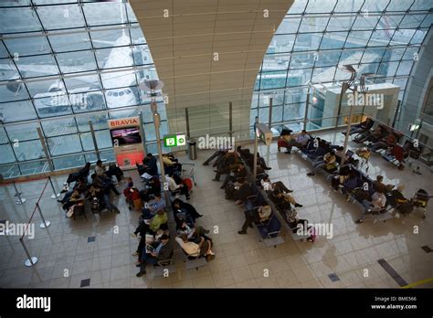 Emirates Doubles Down On The Airbus A380 After Record-Breaking $6.2 ...