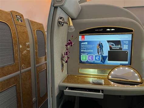 Flying Emirates First Class from Miami to Bogota: A Detailed Review of ...