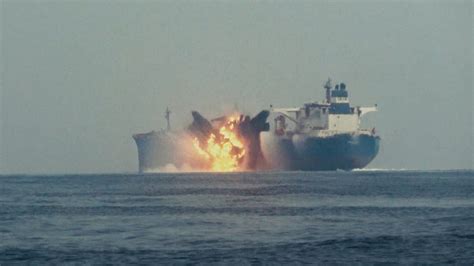 5 Weapons That Could Actually Sink a US Aircraft Carrier (Detailed ...