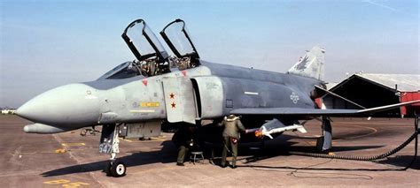 How Fast Can the F-4 Phantom Fly? Breaking Down the Speed of a Cold War ...
