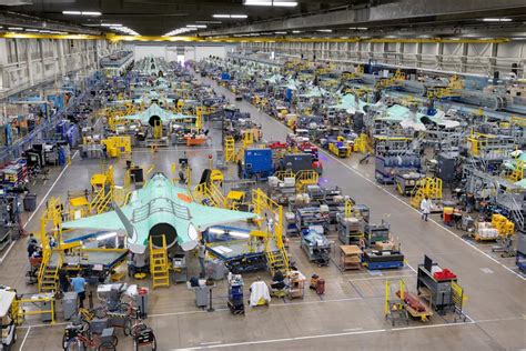 Lockheed Martin Targets 190 F-35 Deliveries in 2025 Amid Global Demand ...