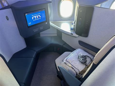 Lufthansa Signals a Major Shift With Real Business Class Seats on ...