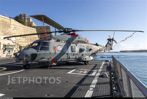 France Deploys Nuclear Carrier Charles de Gaulle Strike Group to ...