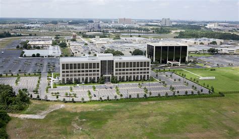 U.S. Invests $53.1 Million to Boost Lockheed Martin LRASM Production ...