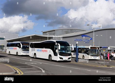 Luton Airport to London: The Complete Guide for Travelers - Bolt Flight