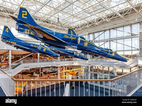 Where Are the Blue Angels Based? - Bolt Flight