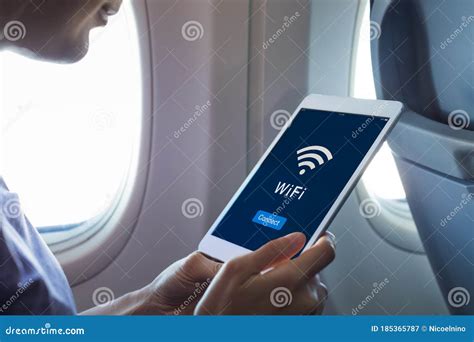 American Airlines Signals Seatback Screen Comeback As Passenger Demand ...