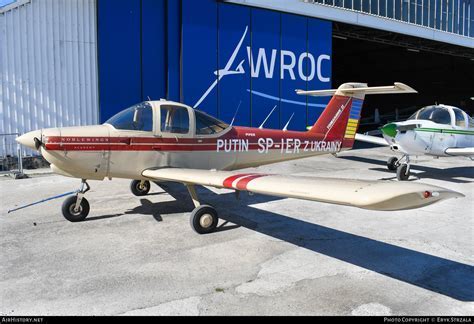 Exploring the Piper Tomahawk PA-38: Design, Performance, and Key ...
