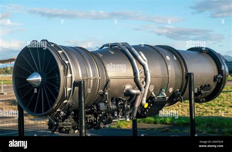 F-35 Intake: Engineering the Future of Stealth and Performance - Bolt ...